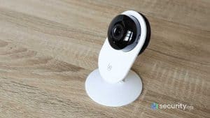Do Wireless Security Cameras Need an Internet Connection? | Security.org
